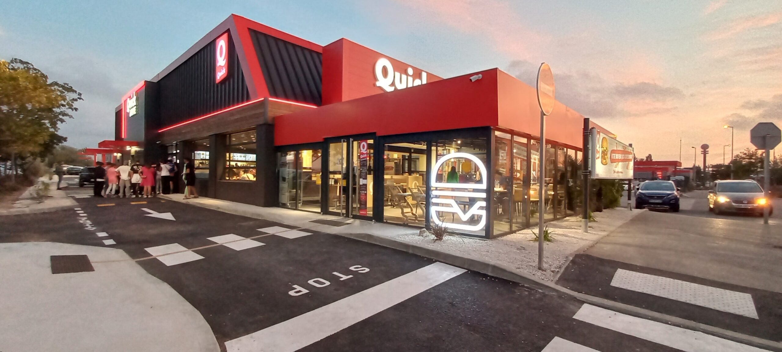 Lancement d'une campagne en cross médias pour l'ouverture de Quick - CI ...